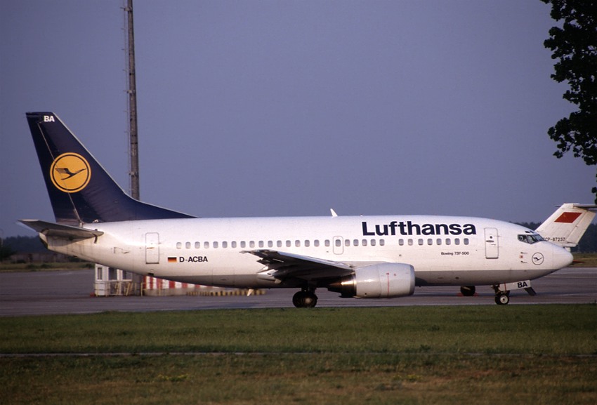 Lufthansa B737-500 D-ACBA