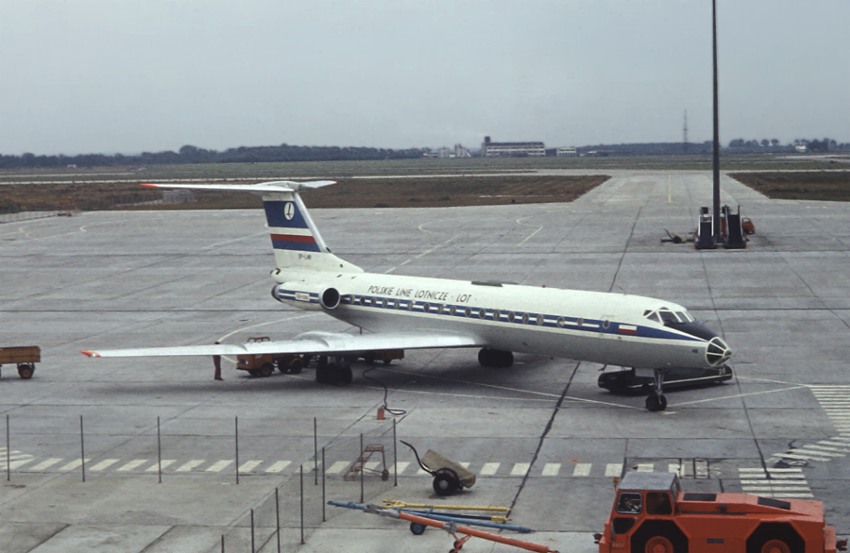 LOT TU-134A SP-LHB