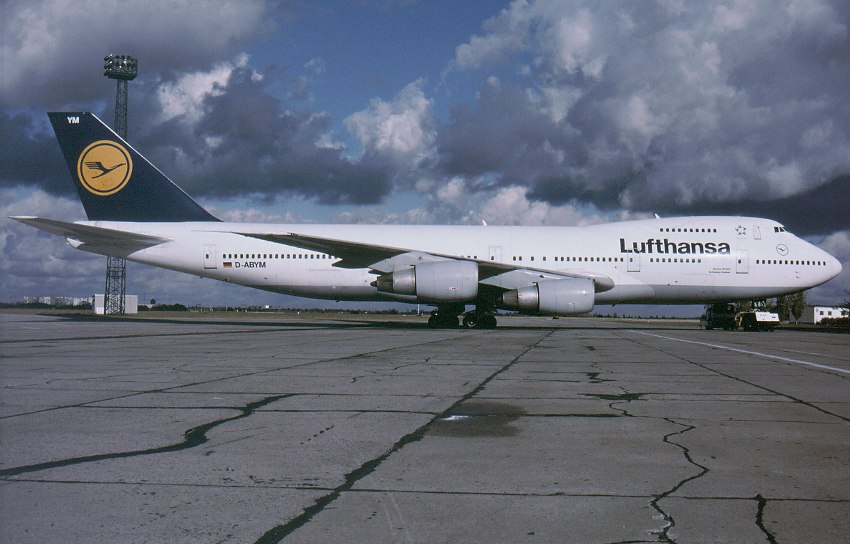 Lufthansa B747-200C D-ABYM