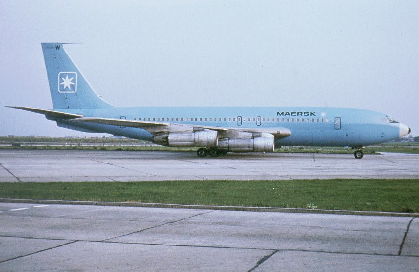 Maersk Air B720B OY-APW