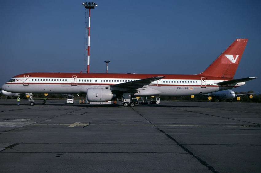 Volar Airlines B757-200 EC-HRB