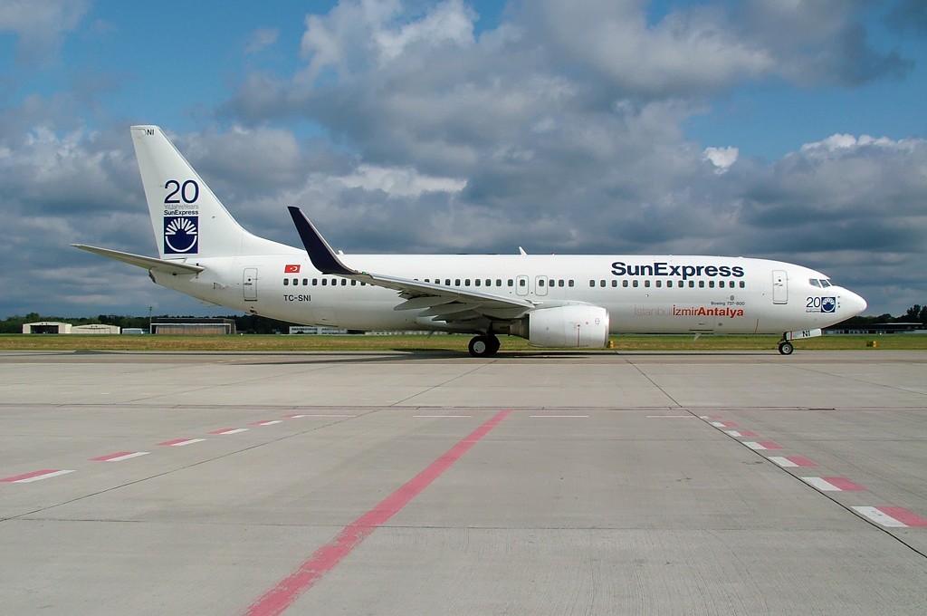 TC-SNI - Boeing 737-8FH W - c/n 29671-1700 - SunExpress - 20 year tail ...